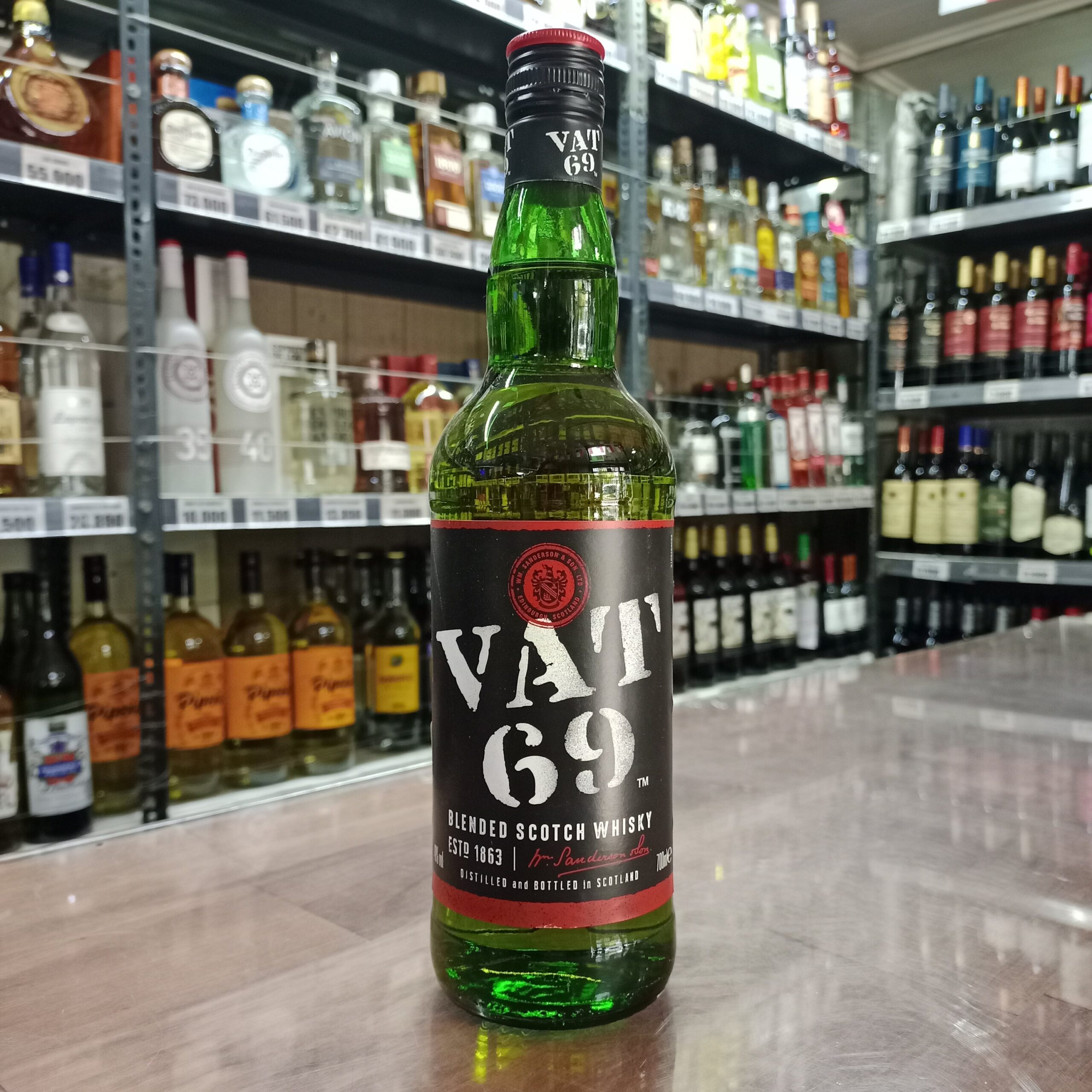Whisky Vat 69 botella 700 cc - Licanray