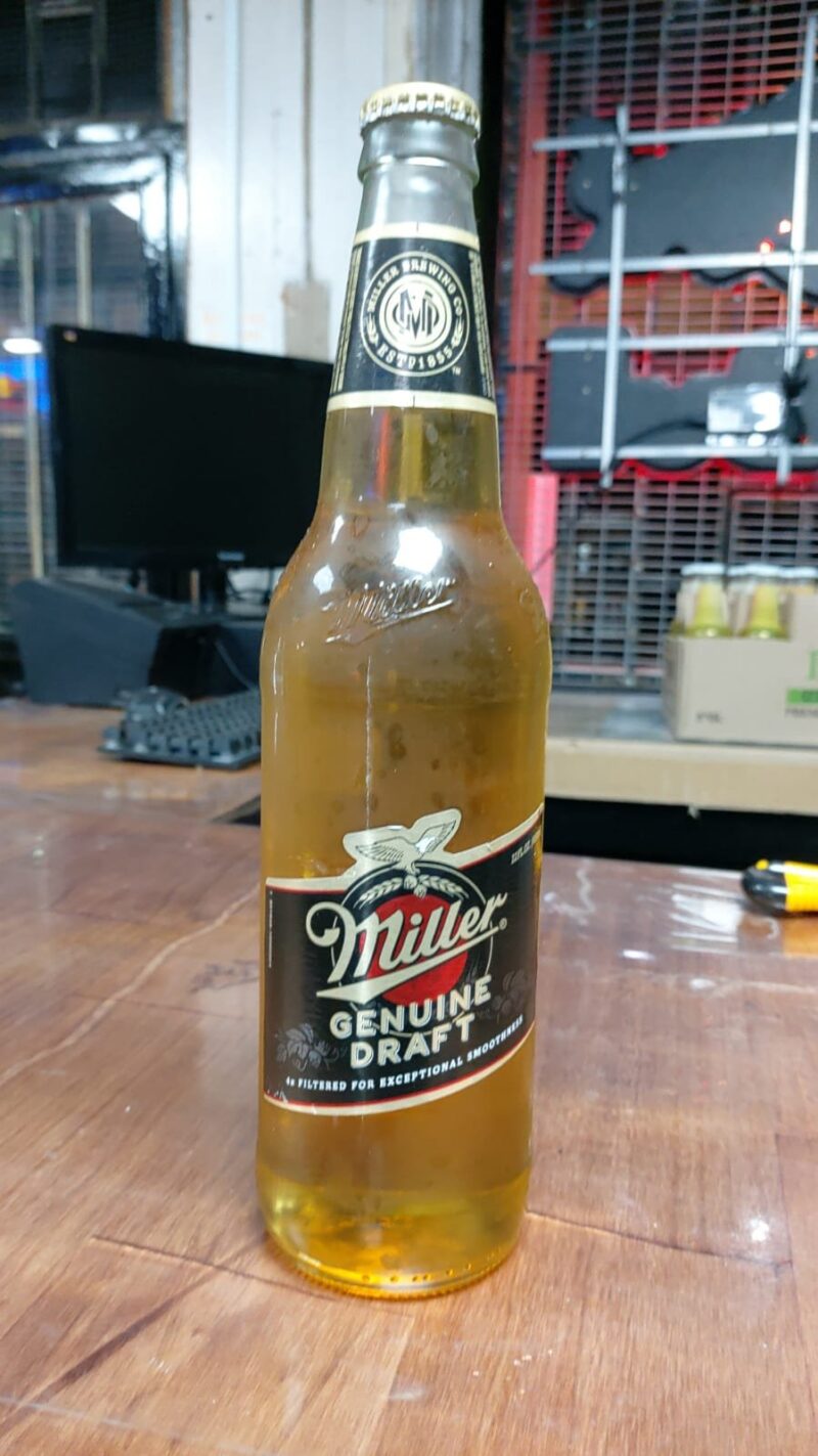 Cerveza Miller Genuine Draft botella 650 cc - Licanray