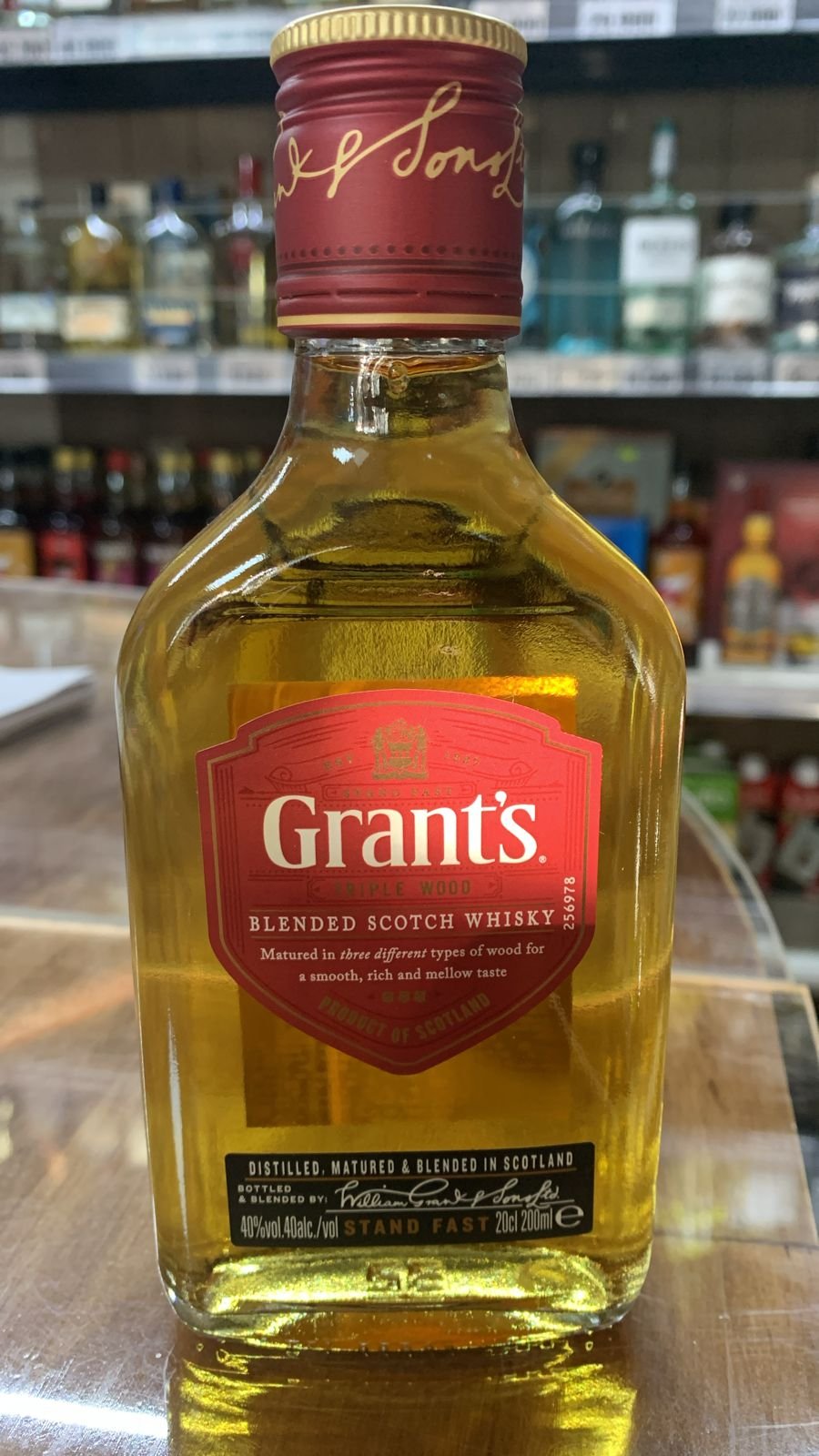 Whisky Grants Blended scotch 40° Petaca 200ml - Licanray