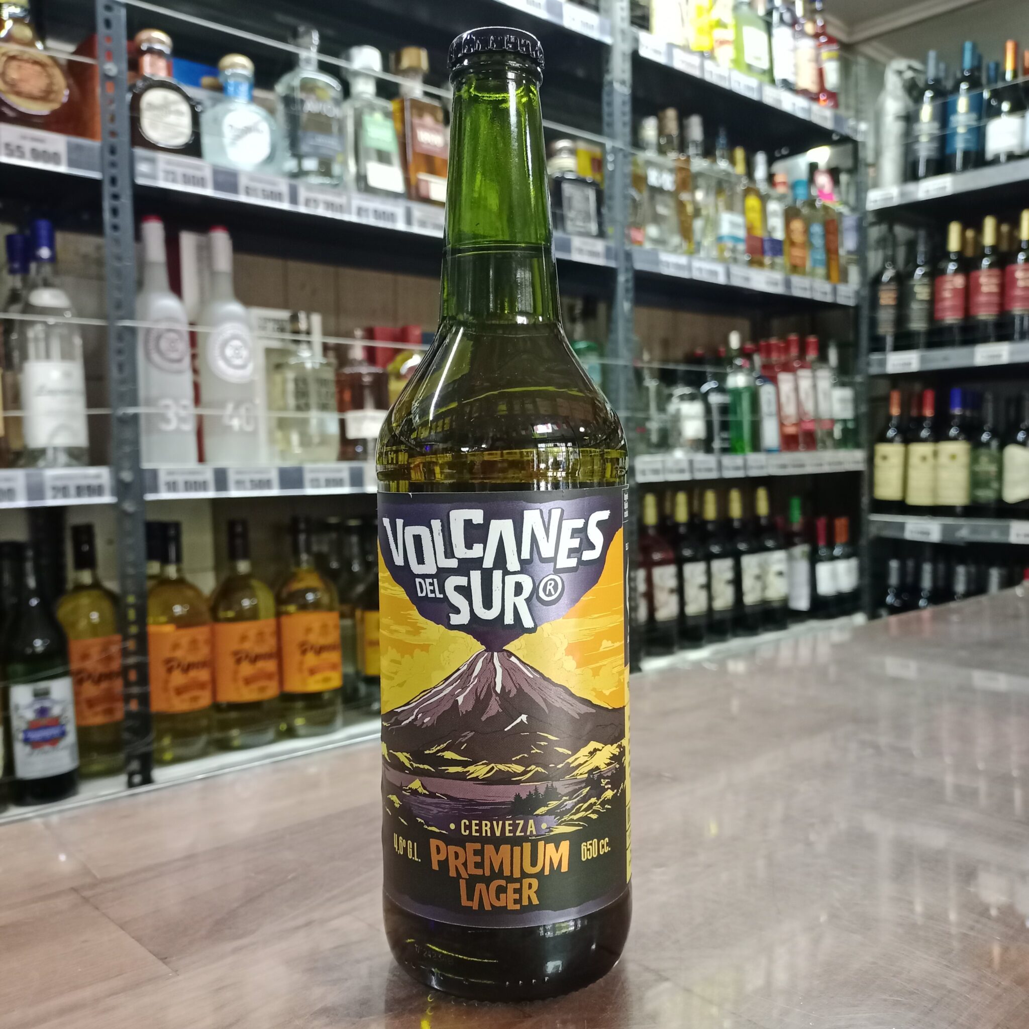Cerveza Volcanes del Sur Premium Lager 4,6° 650cc - Licanray