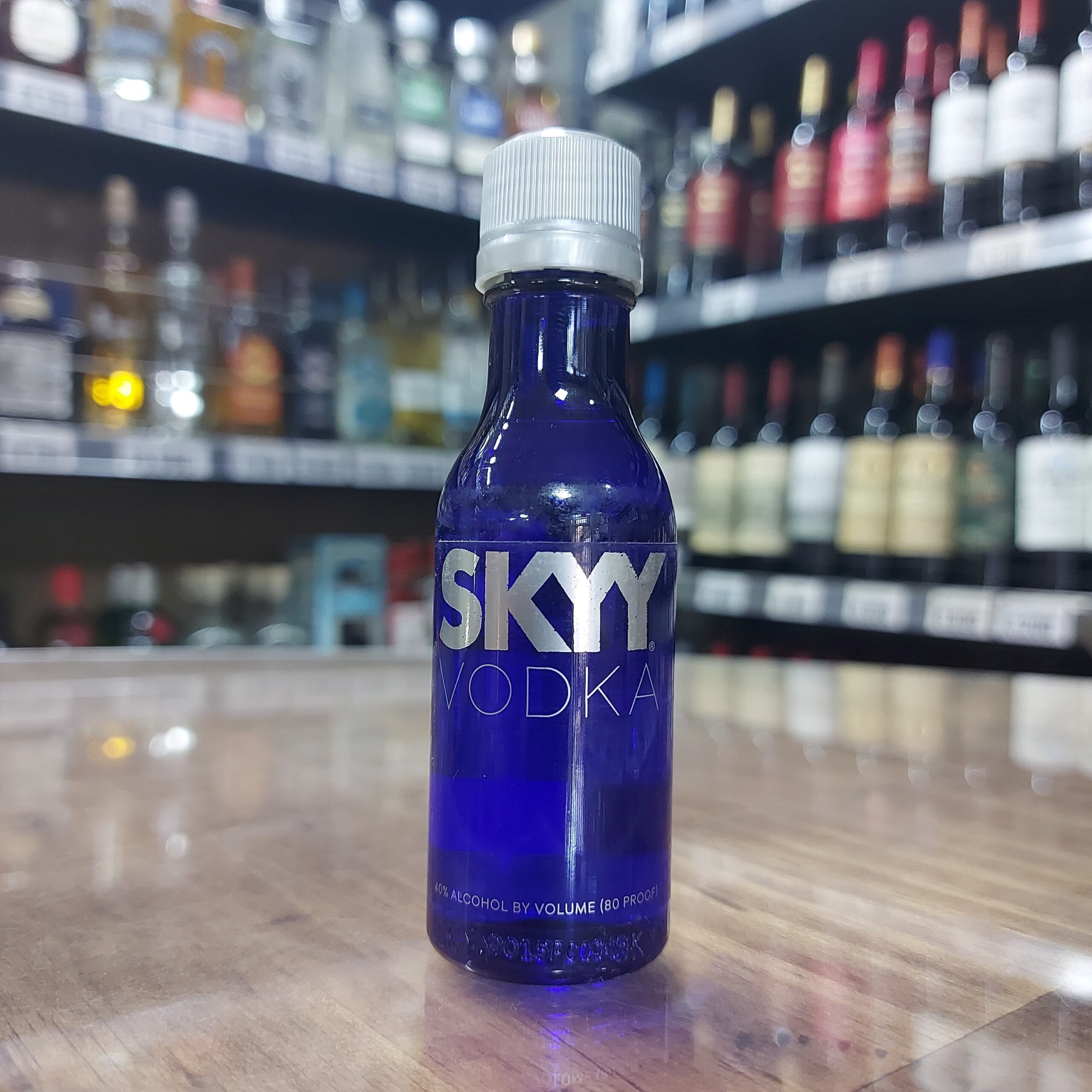 Vodka Miniatura Skyy 40% Alc./Vol 50ml - Licanray