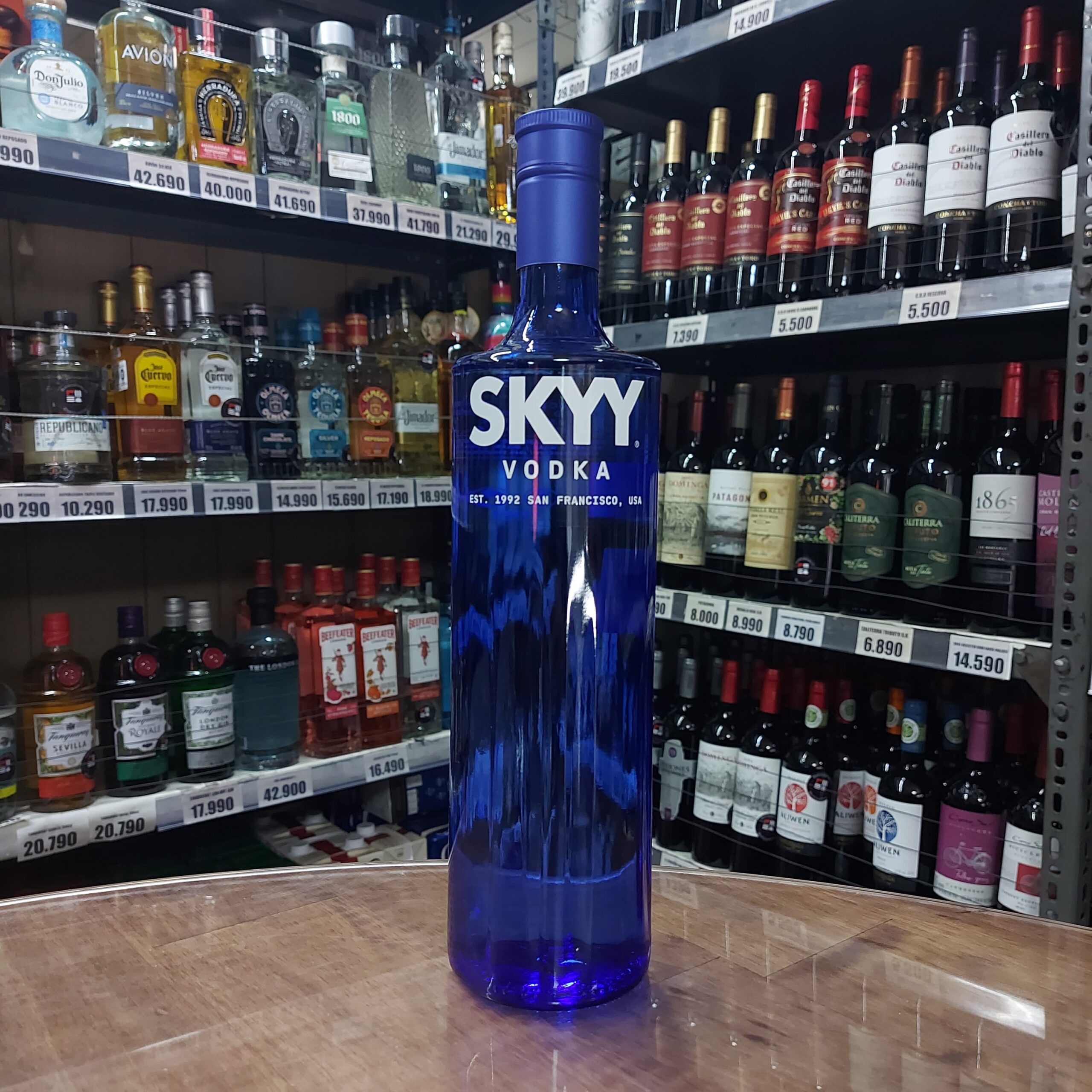 Vodka SKYY 40%VOL. 1L - Licanray